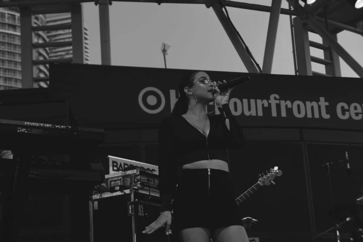 Gallery – K R I S I R I E