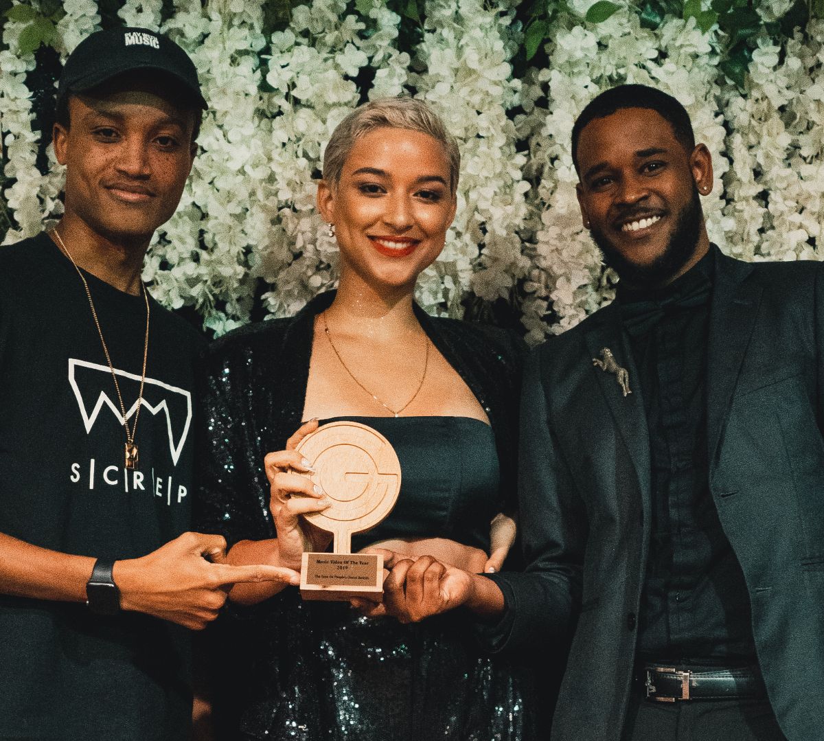 Gallery – K R I S I R I E